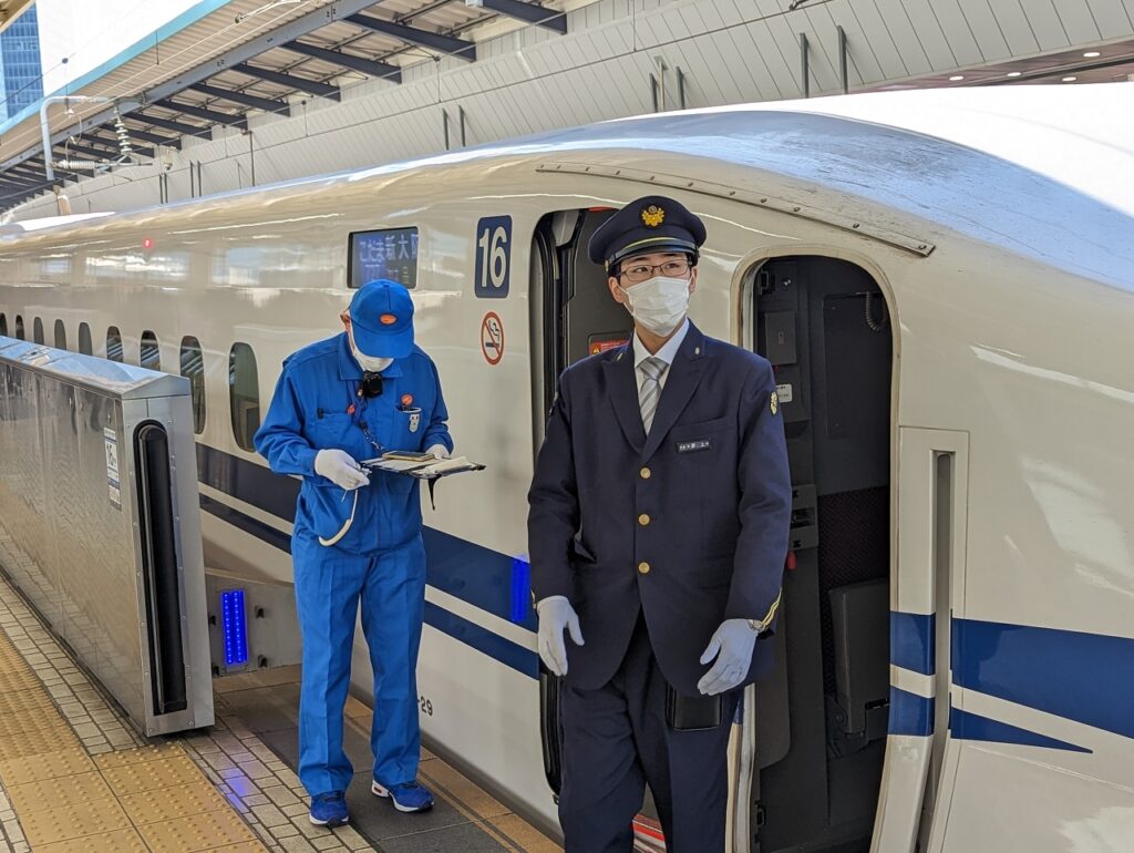 The Shinkansen: A symbol of innovation and efficiency - Jamaican in Japan